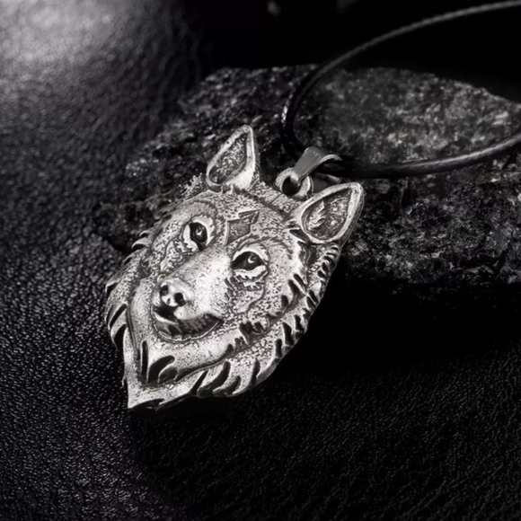 Accessories | 3d Retro Wolf Head Sliding Pendant Necklace | Poshmark